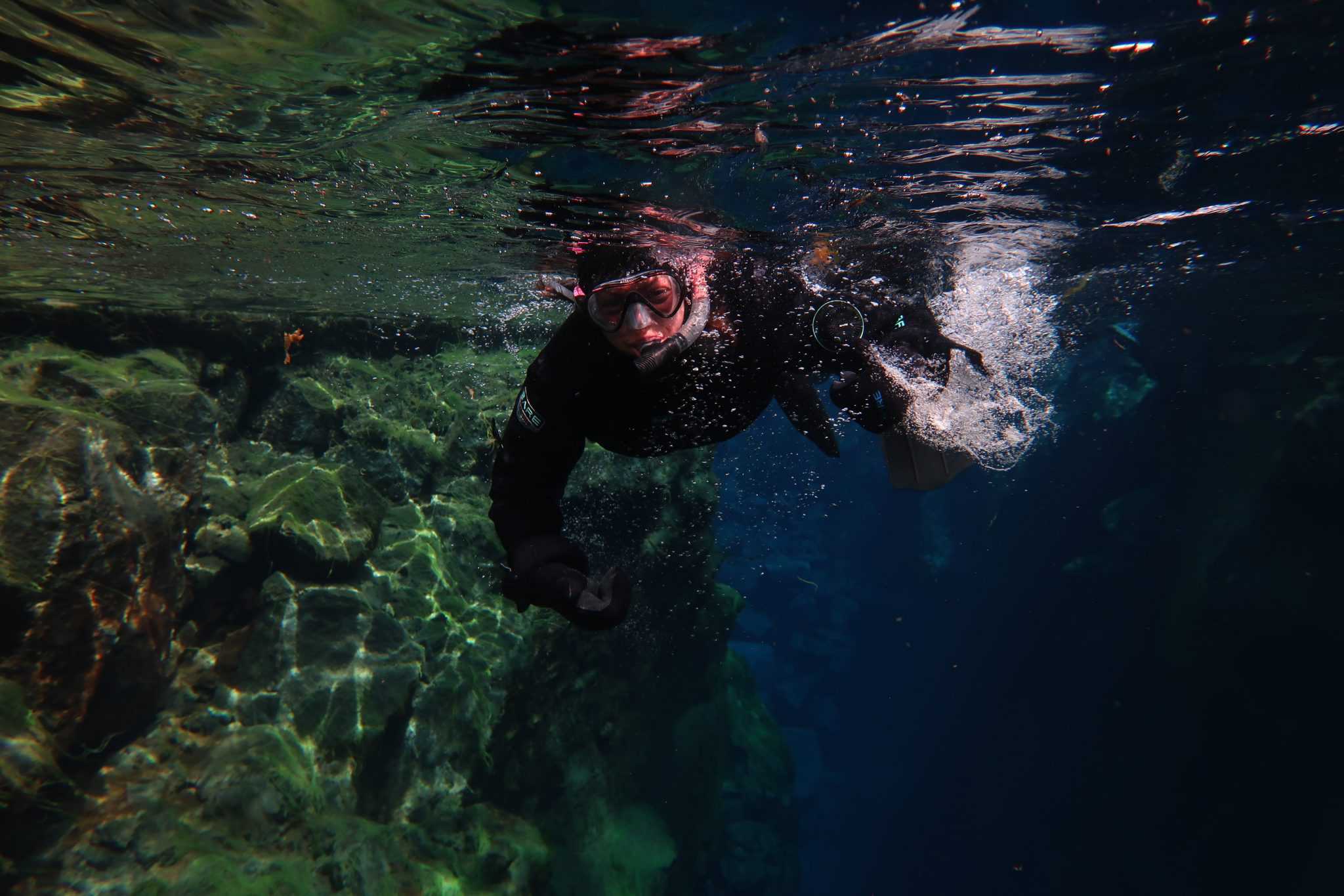 Diving in Silfra: 5 Reasons It's Worth It! - Mindful PNW Travels