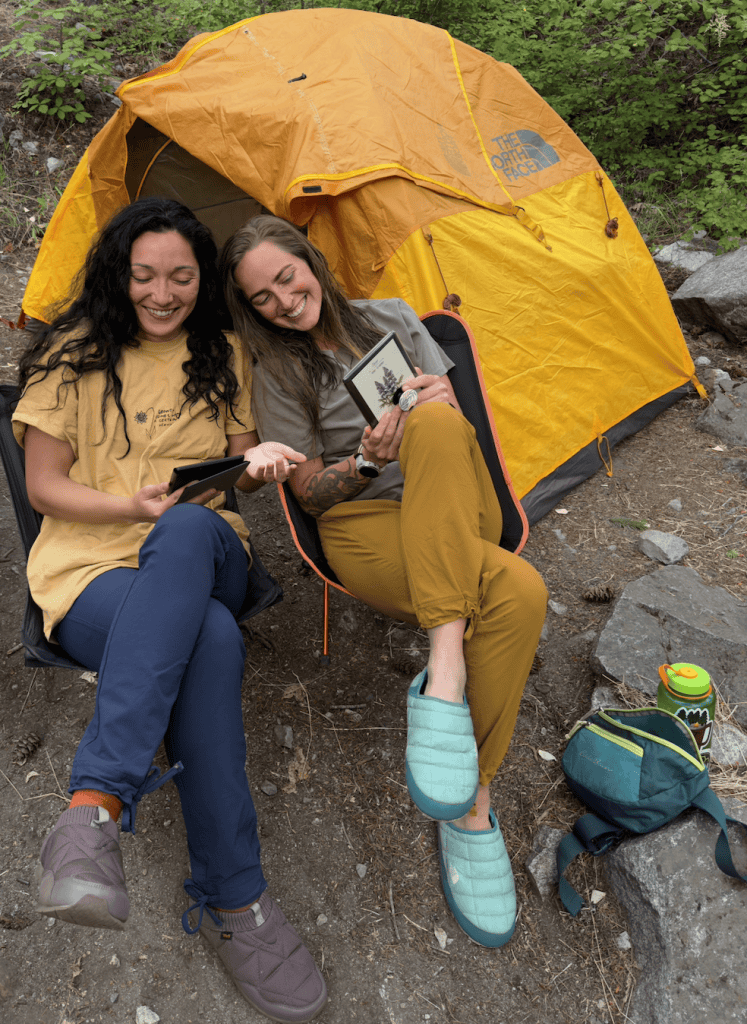 What to Wear in Seattle | A Local's Fall Packing List - Mindful PNW Travels